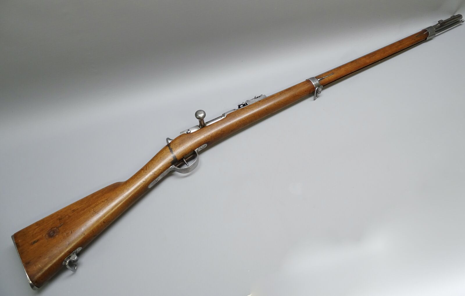 1866 Chassepot rifle. All parts bear the same serial nu... | Arms: bids