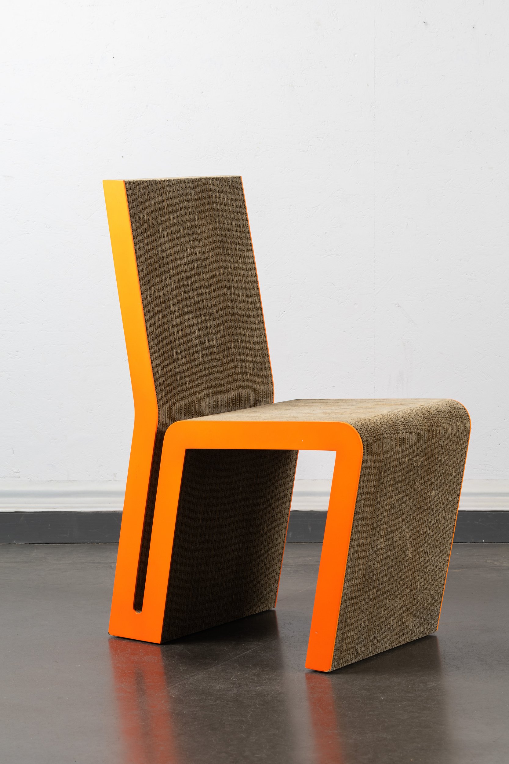 Frank GEHRY (1929-2025)Easy edge side chair Ch... | Chaises: enchères