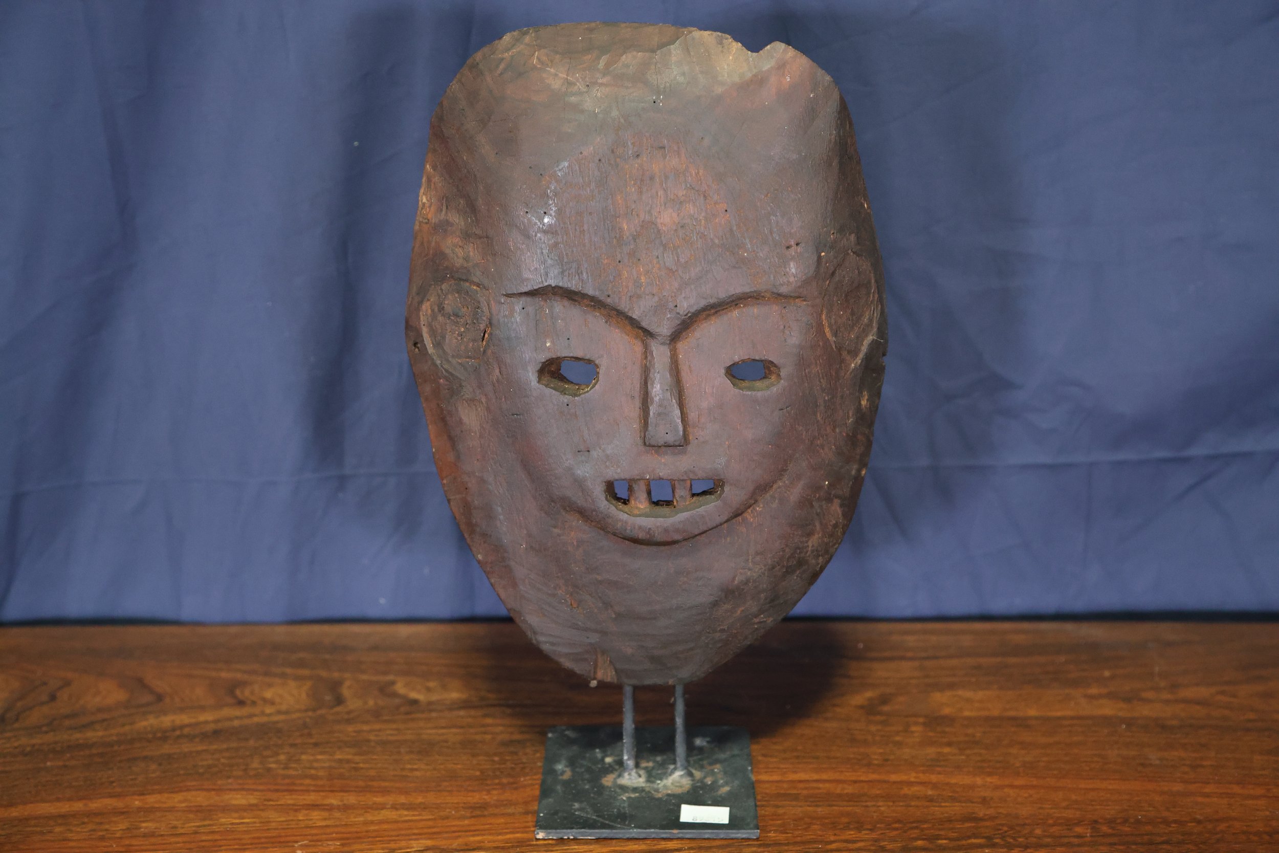 NEPALOval shamanic mask in wood with dark p... | Wood sculptures: bids