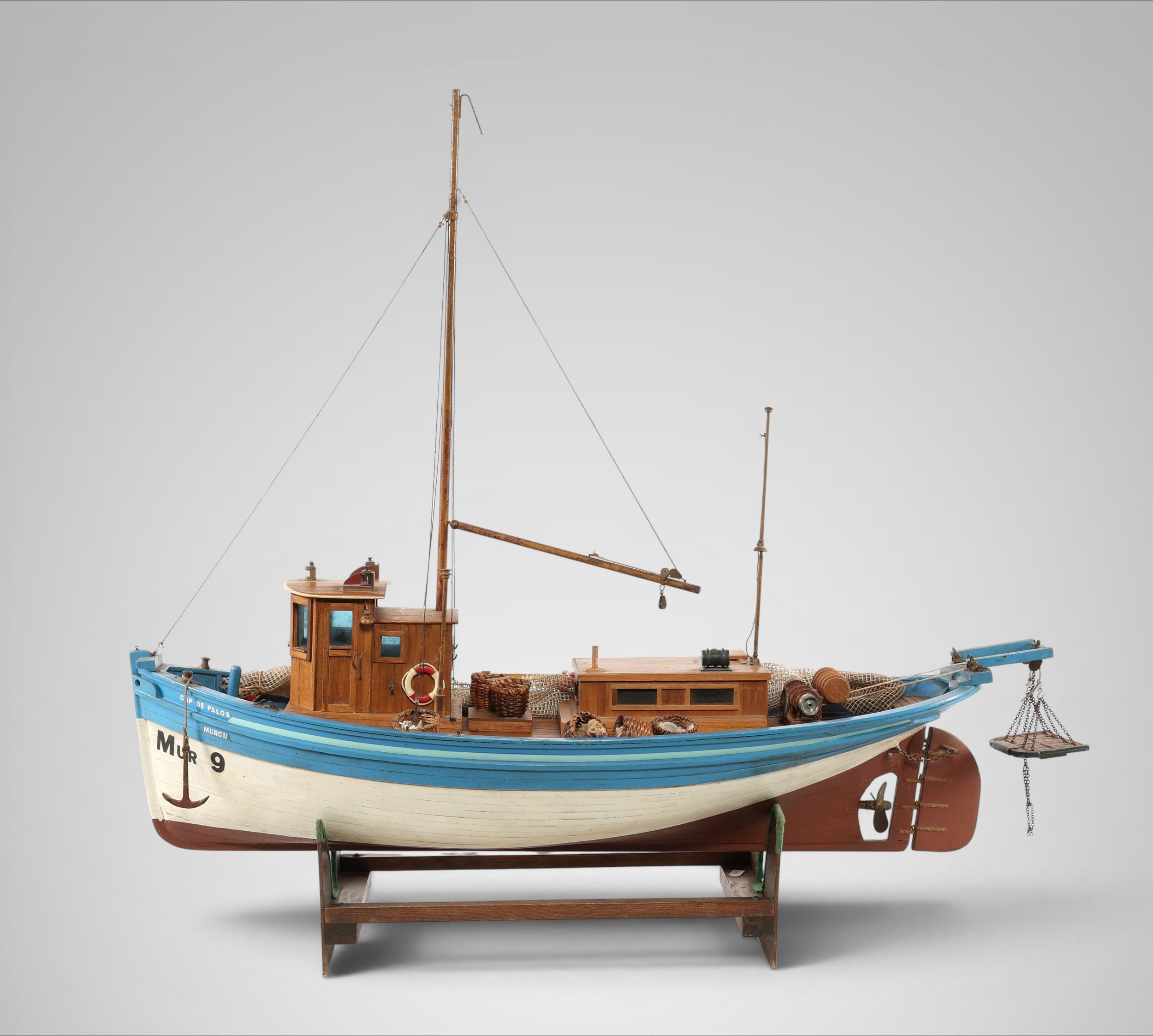 Maquette de bateau de pêche espagnol... | Jouets et maquettes: enchères