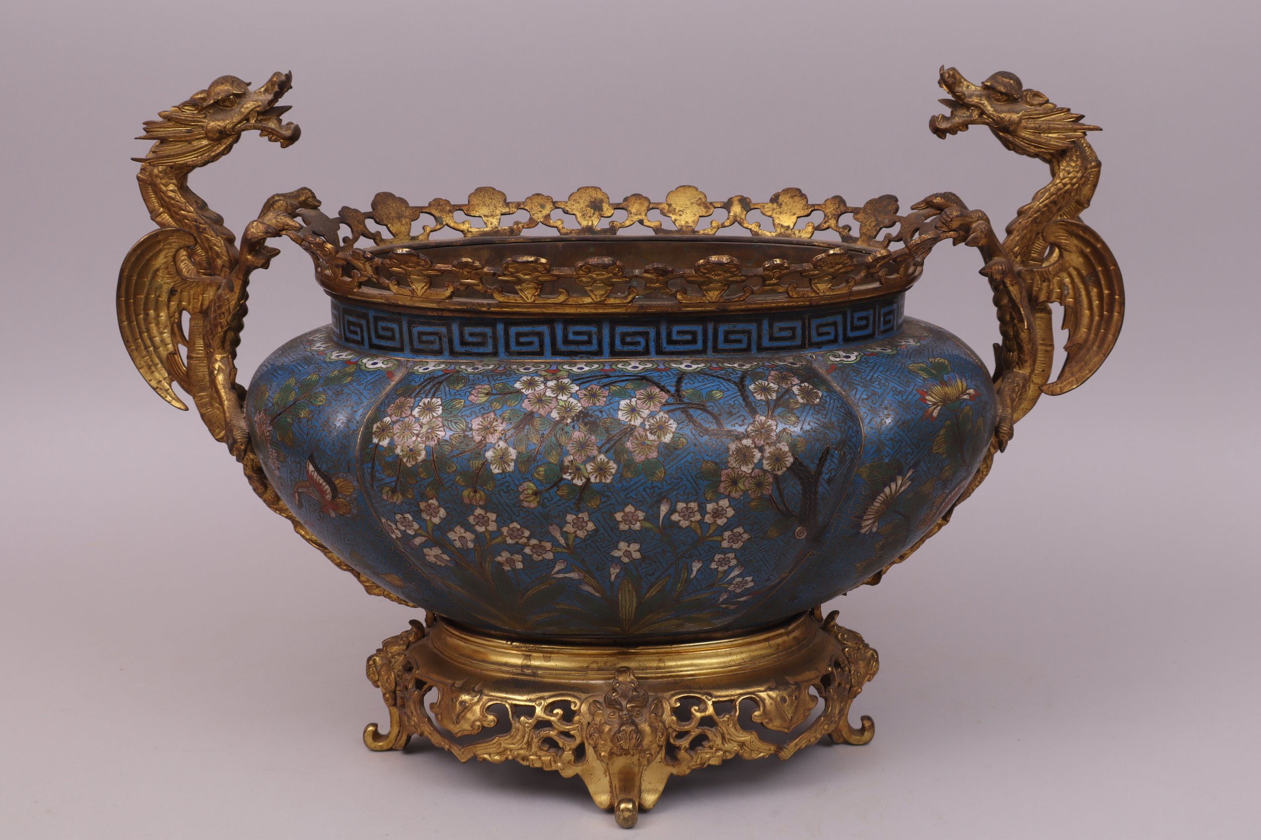 [CHINESE-STYLE]Planter, Chinese-inspired decorati... | Furniture: bids