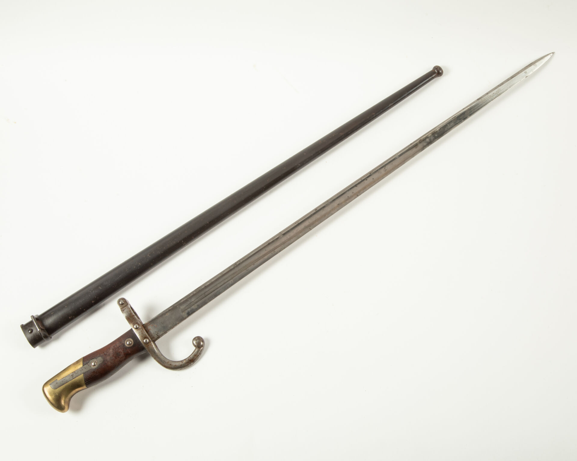 Bayonet for the Gras Model 1874 rifle, manufactured in ... | Arms: bids