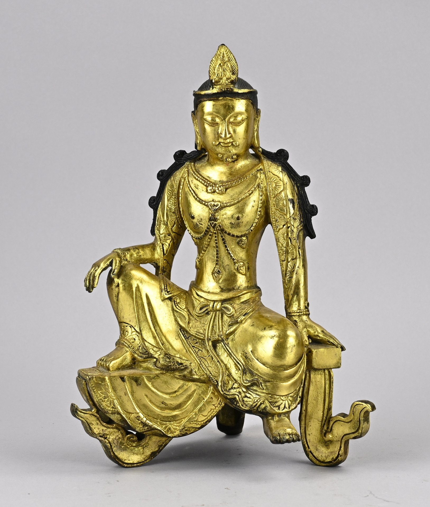 Antiguo Buda chino de bronce dorado. Tíbet. S... | Arte asiático: eujas
