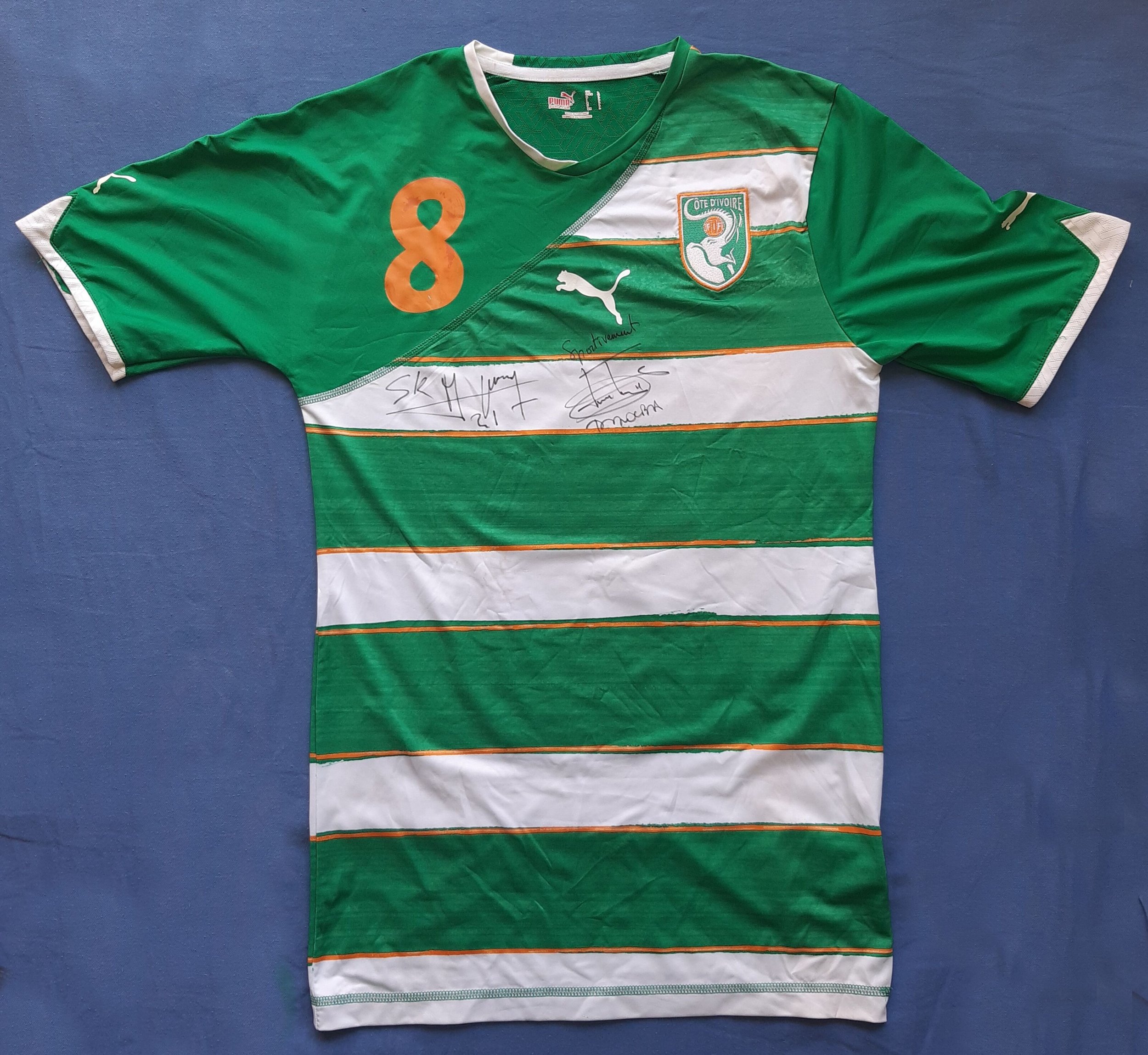 Maillot n° 8 de Salomon KALOU - avec son autograph... | Sport: enchères