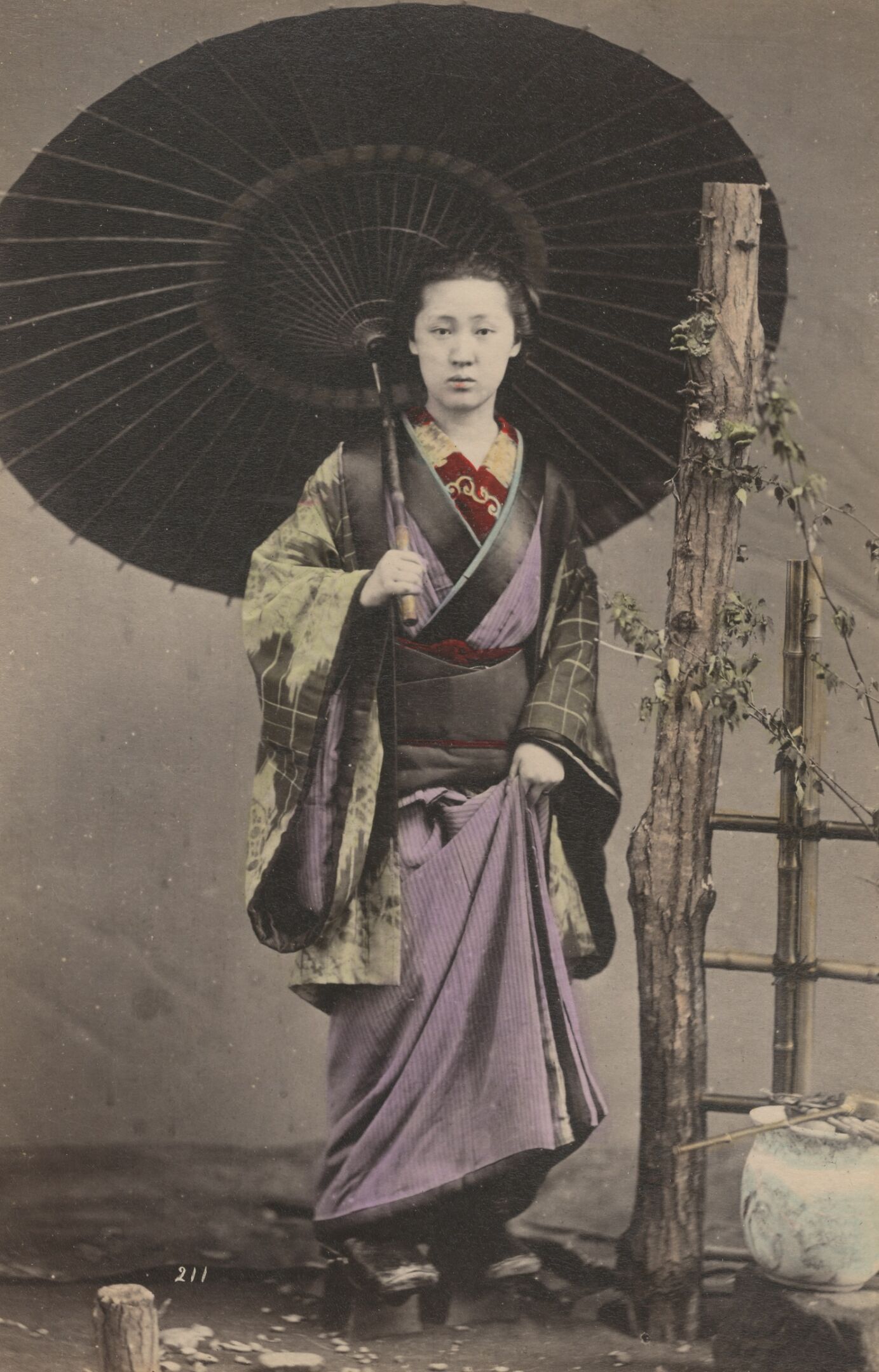 Japan Album - Subjects, scenes, landmarks: Japanese women in... | bids