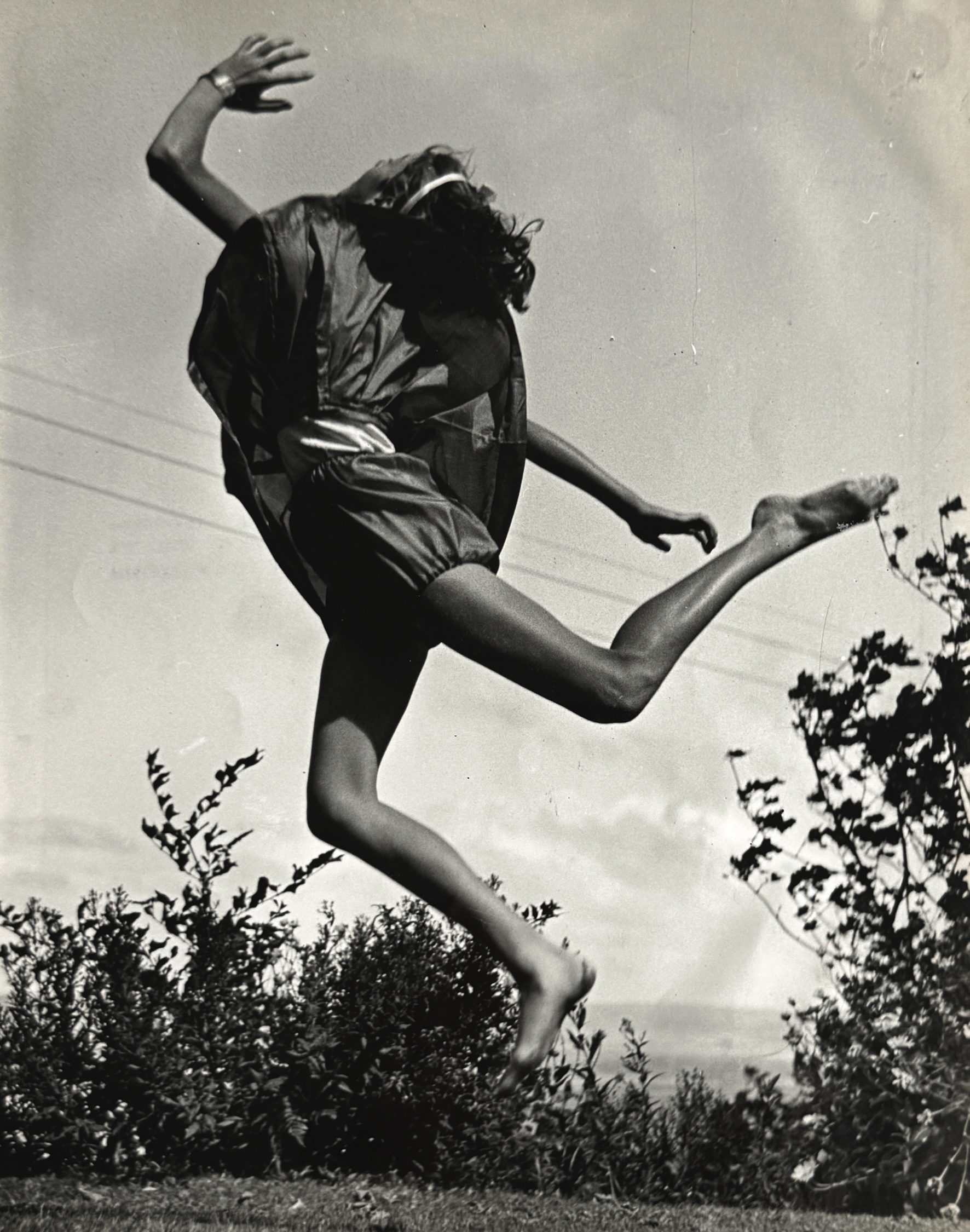 ERGY LANDAU 1896-1967Le saut, ca. 1945.P... | Photographies: enchères