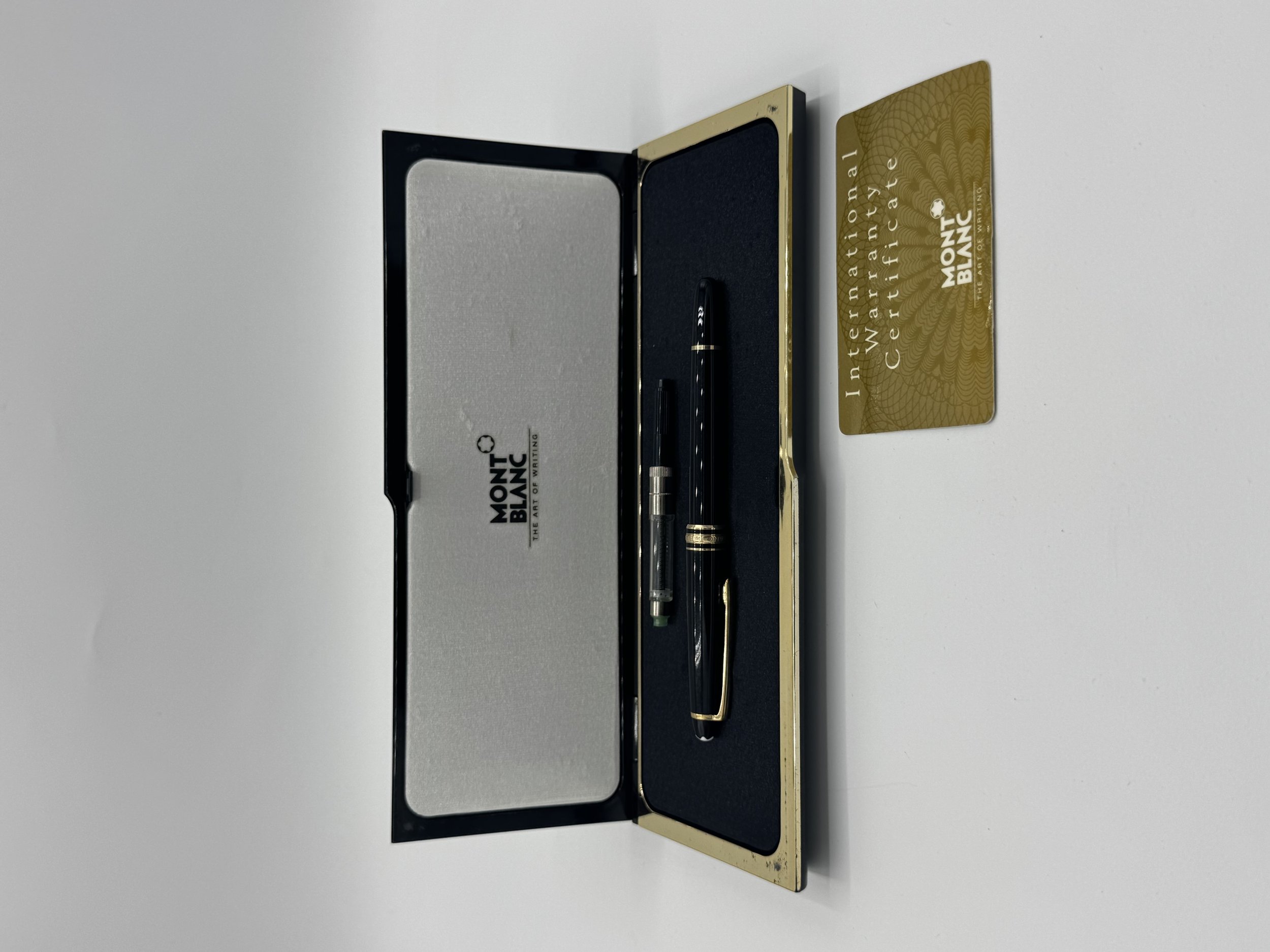 MONTBLANC GermanyStylo plume "Meisterstück" modè... | Stylos: enchères