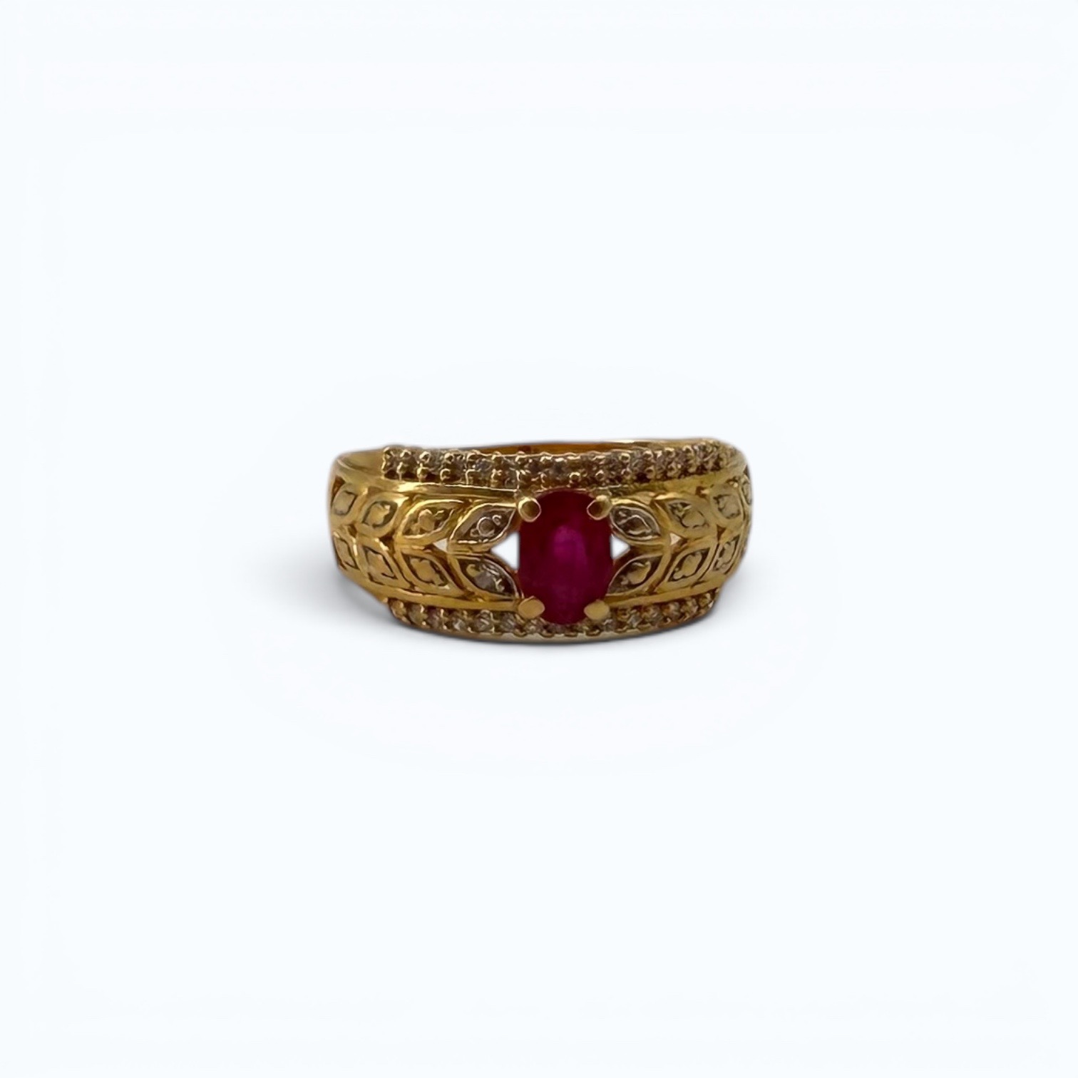 750/°° (18k) yellow gold ring set with a red stone surrounded... | bids