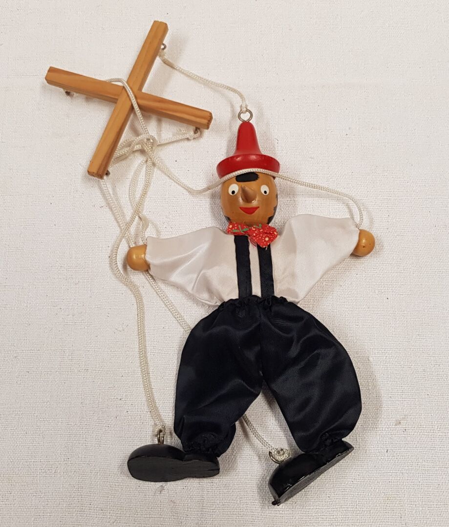 PINOCCHIO - MARIONNETTE A FILS ... | Jouets et maquettes: enchères