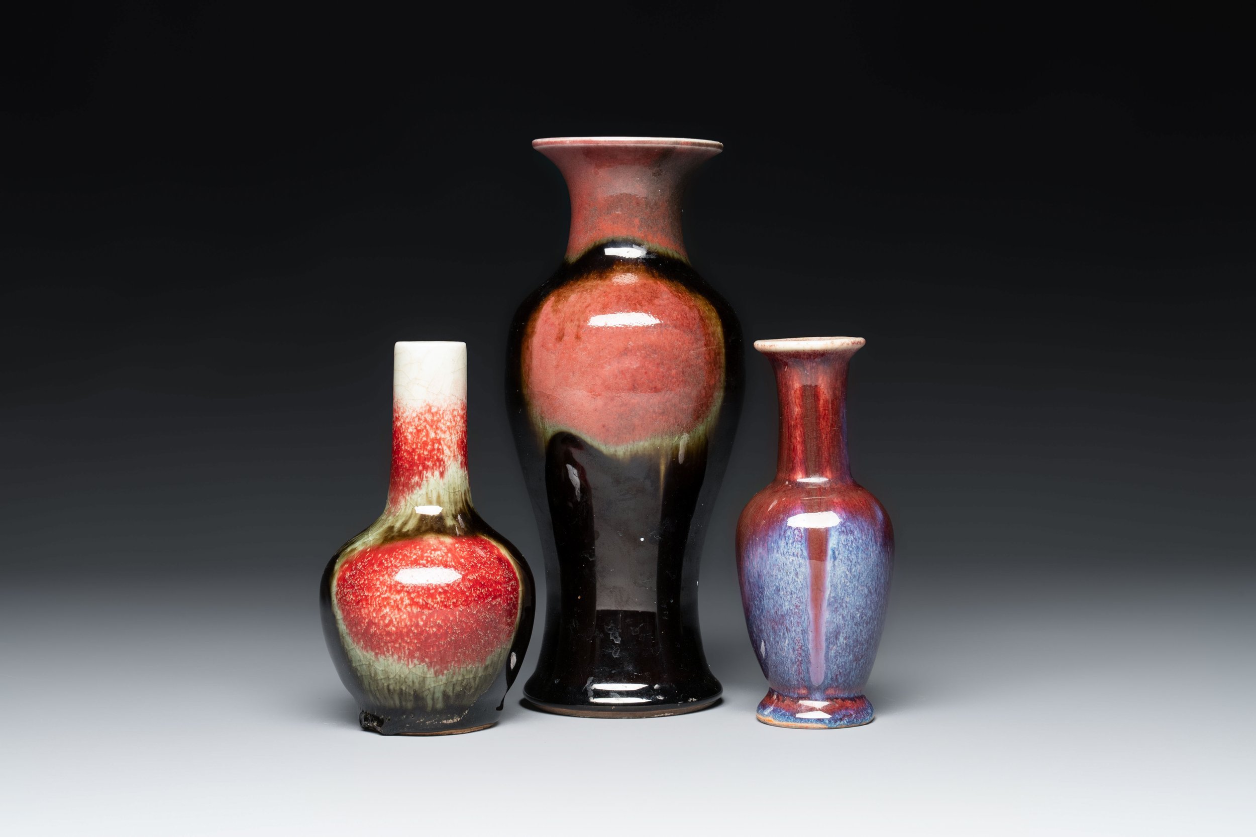 Three Chinese flambé-glazed vases, 20th C.... | Arts d'Asie: enchères