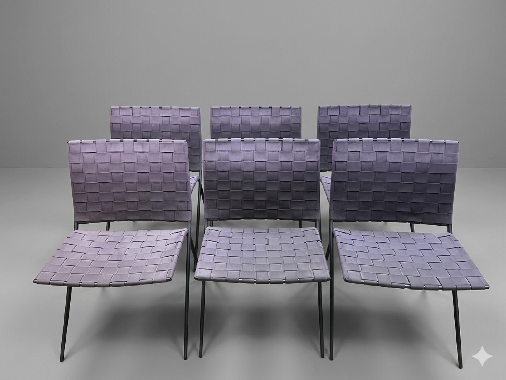 Suite de six chaises de jardin en métal gris, ga... | Chaises: enchères
