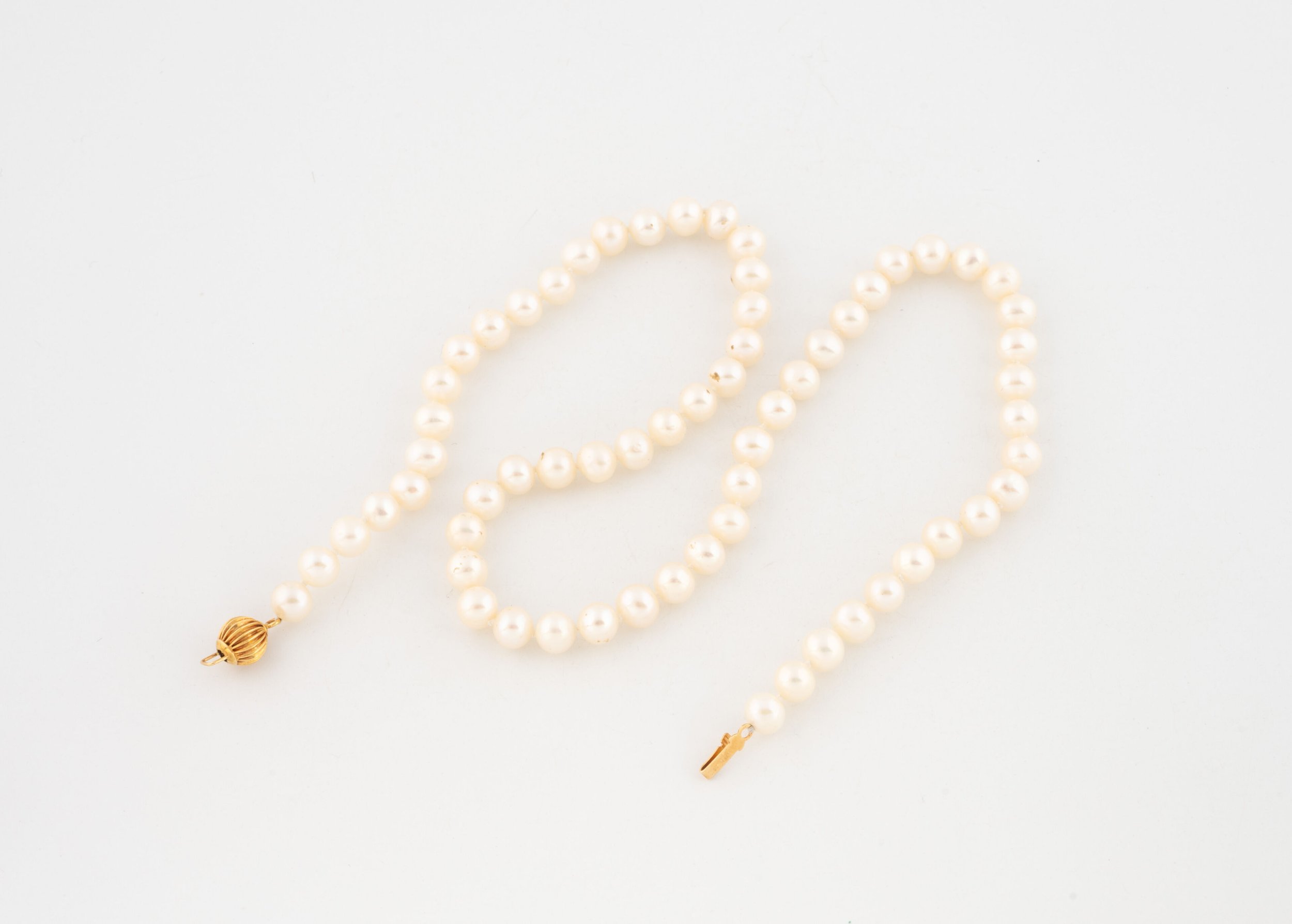 Collier de perl... | Colliers, colliers de perles et sautoirs: enchères