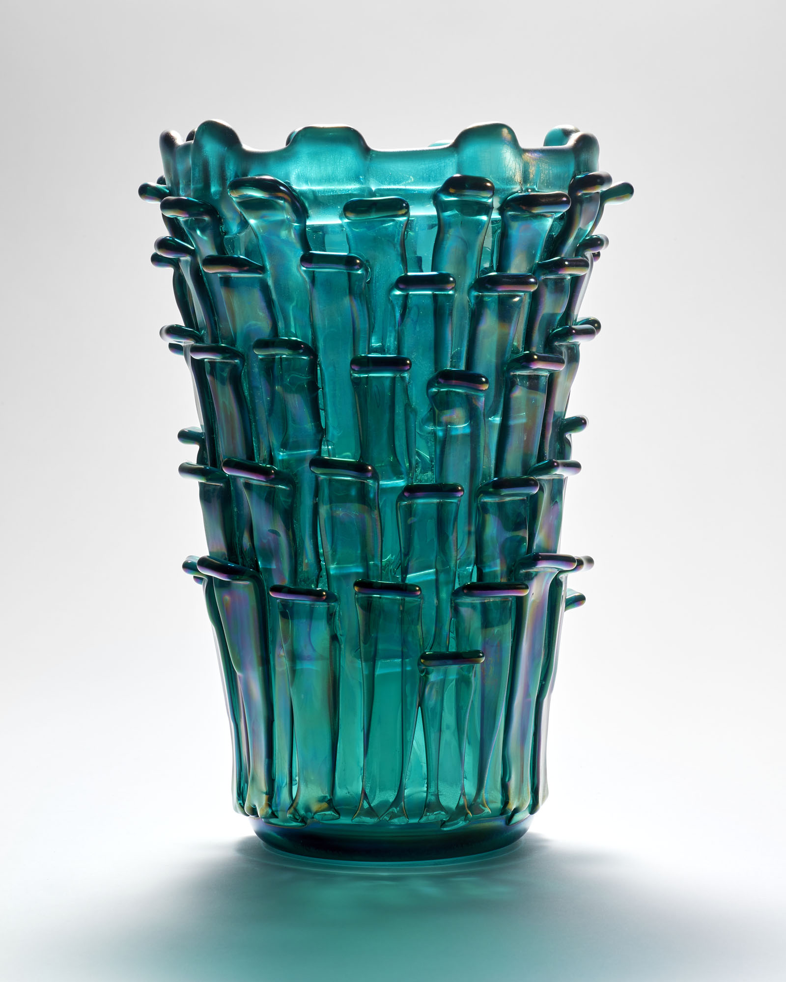 Fulvio Bianconi (Padova 1915 - Milano 1996)Vase of th... | Vases: bids