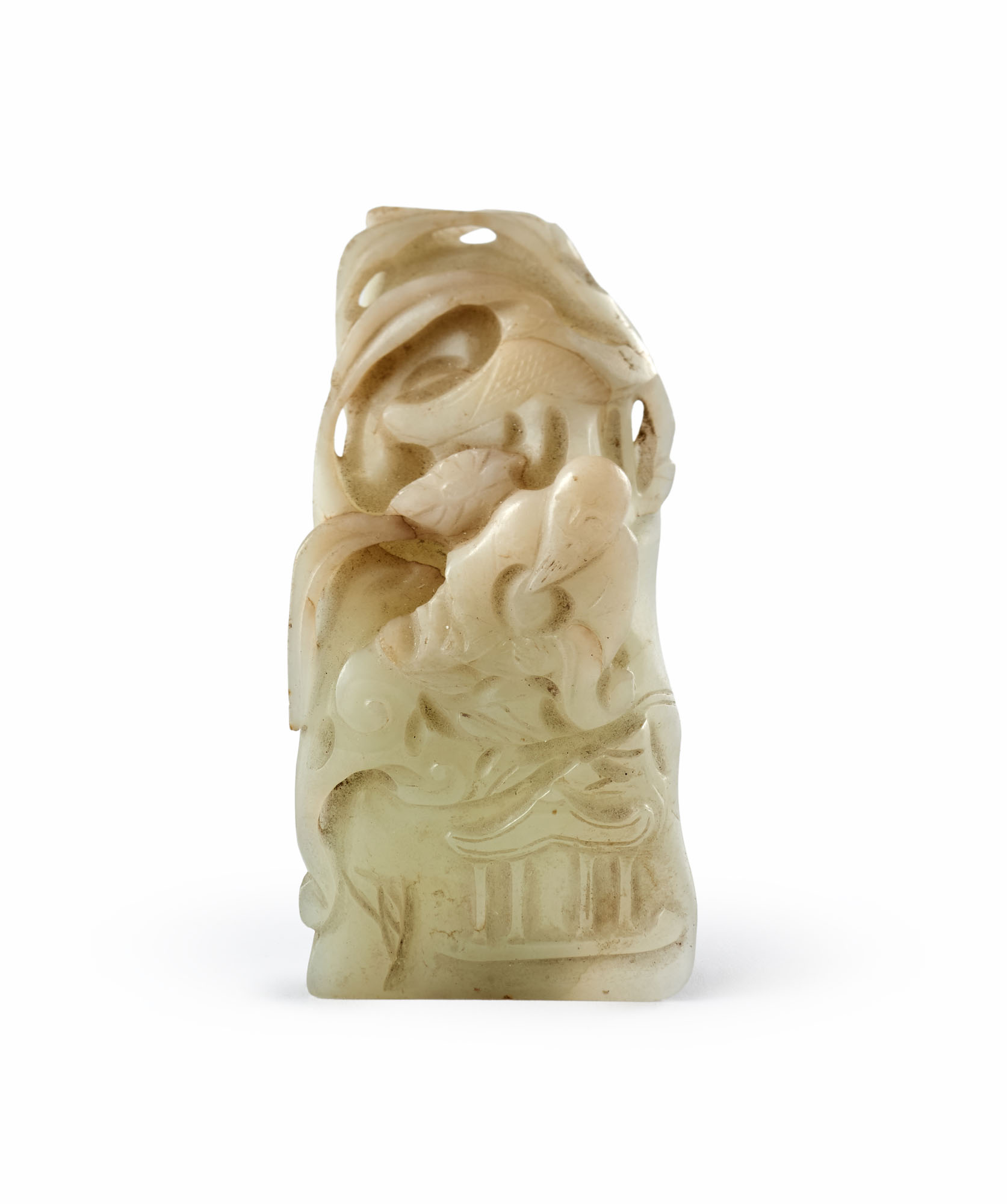 Sculpture en jade céladon sculpté et ajouré ... | Arts d'Asie: enchères