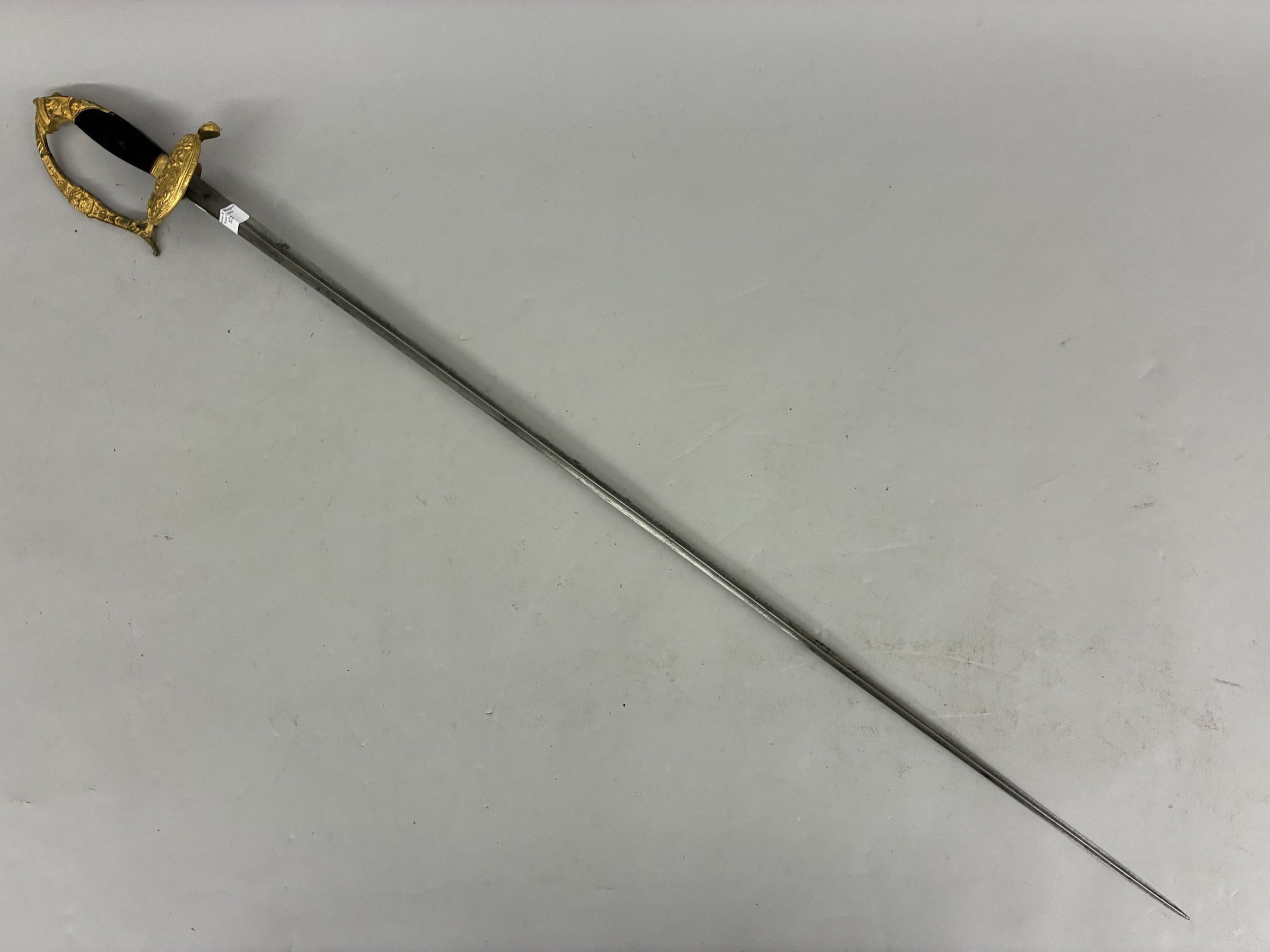 Senior officer's sword, chiseled and gilded brass guard... | Arms: bids