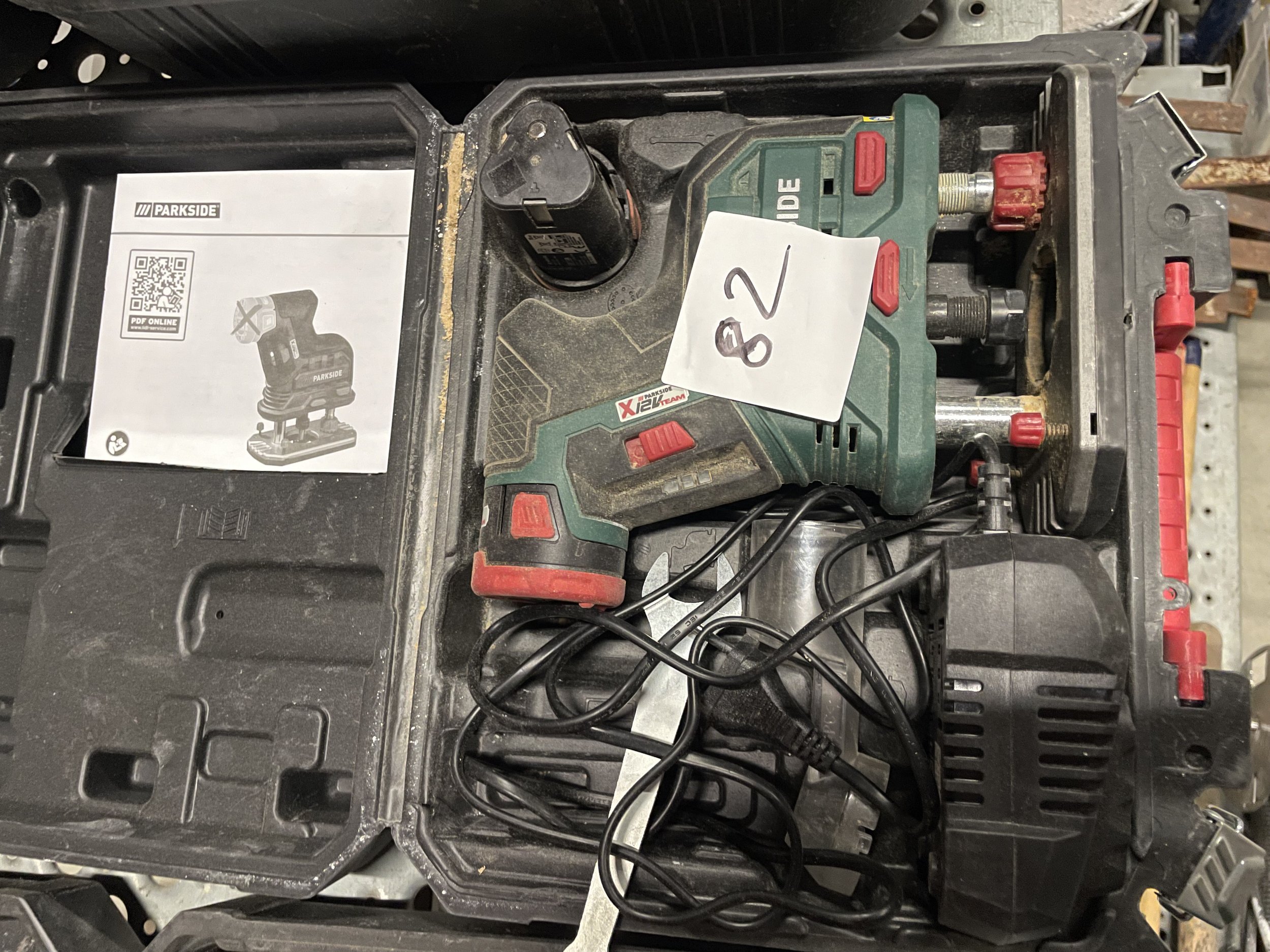 1 défonceuse à batterie de marque PARKSIDE | Outils: enchères