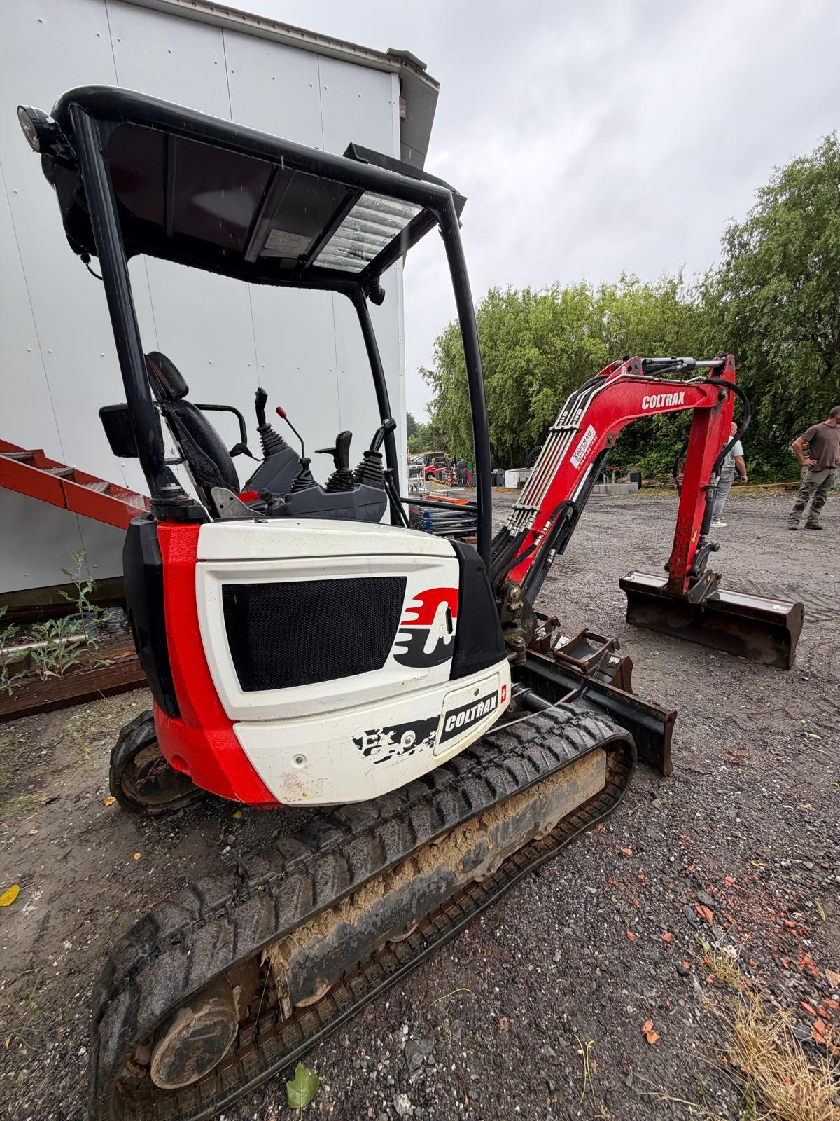 MINI-PELLE COLTRAX CX 25.Nombreuses traces d'usage... | BTP: enchères