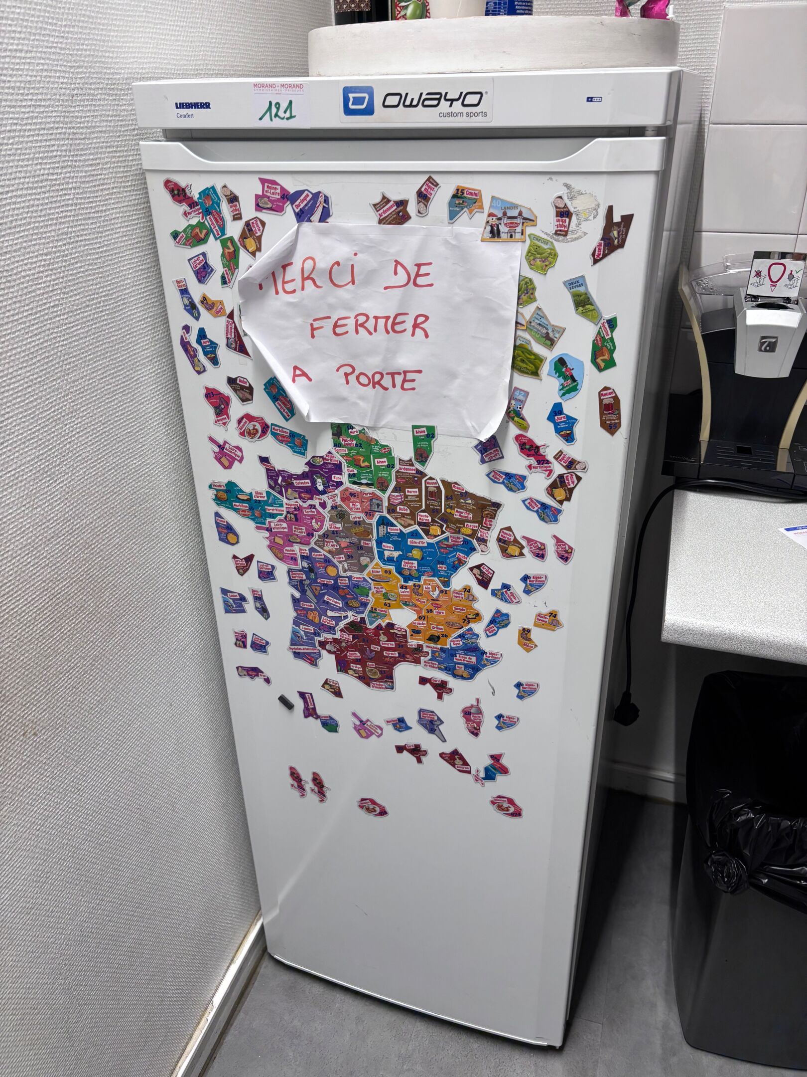1 LIEBHERR Comfort refrigerator with freezer... | Home appliances: bids